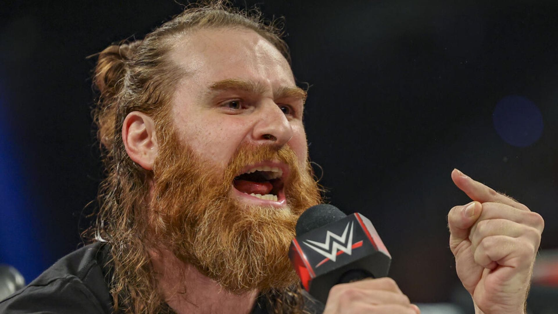 WWE Hall of Famer professes he is a fan of Sami Zayn (Exclusive)