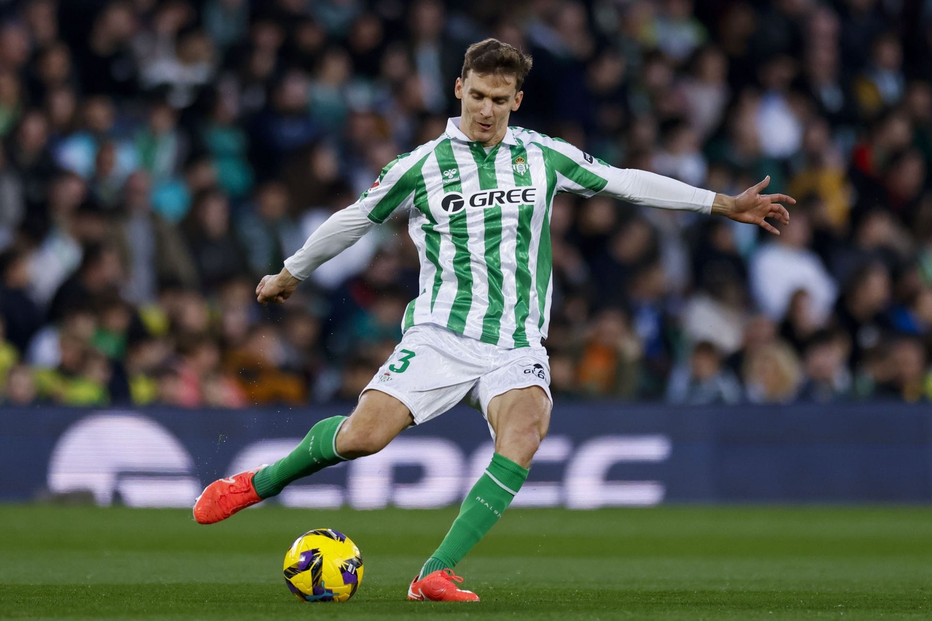 Luka Modric: “Young people should look up to this type of player” - Real Betis defender Diego ...