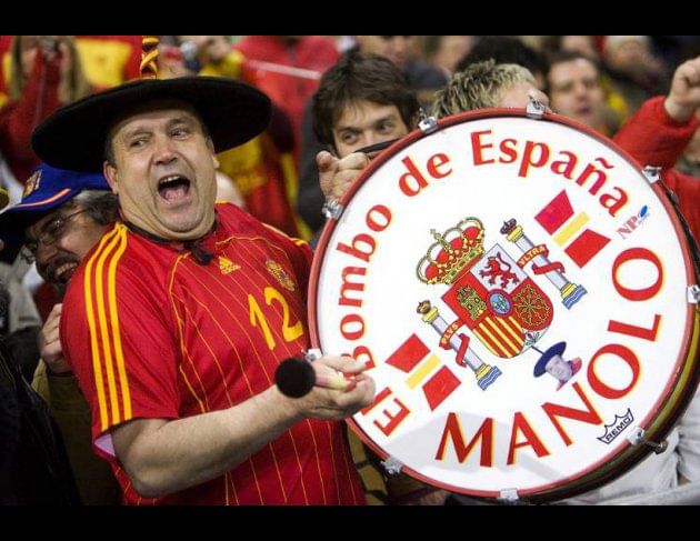 7 football crazy fans who have become legends